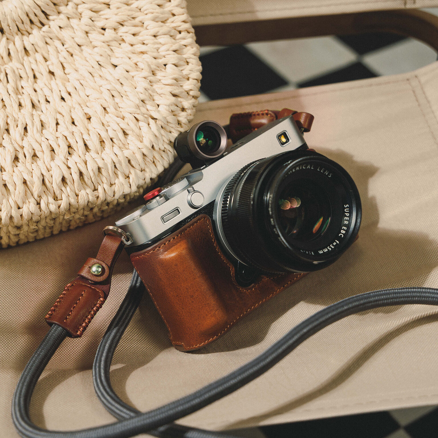 SmallRig が「FUJIFILM X-E5」用レザーケースやハンドグリップを販売開始 - とるなら